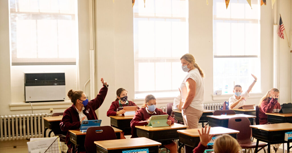 Girls Middle School Academics - Christian Brothers School